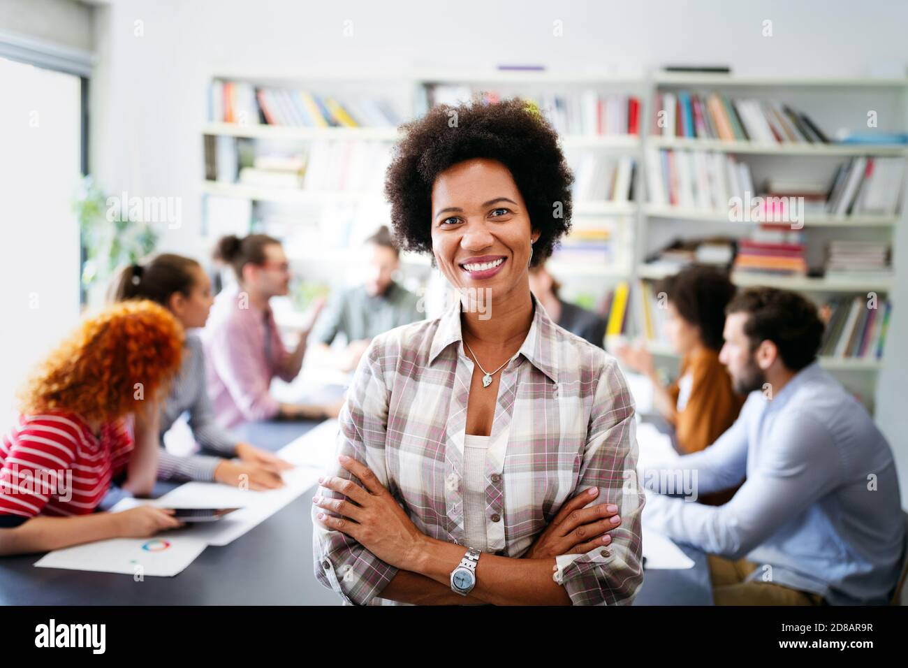 Teamwork office workers hi-res stock photography and images - Alamy
