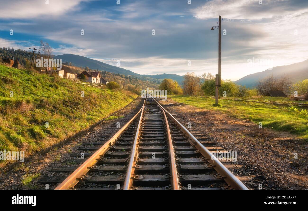 Station the railroad hi-res stock photography and images - Alamy