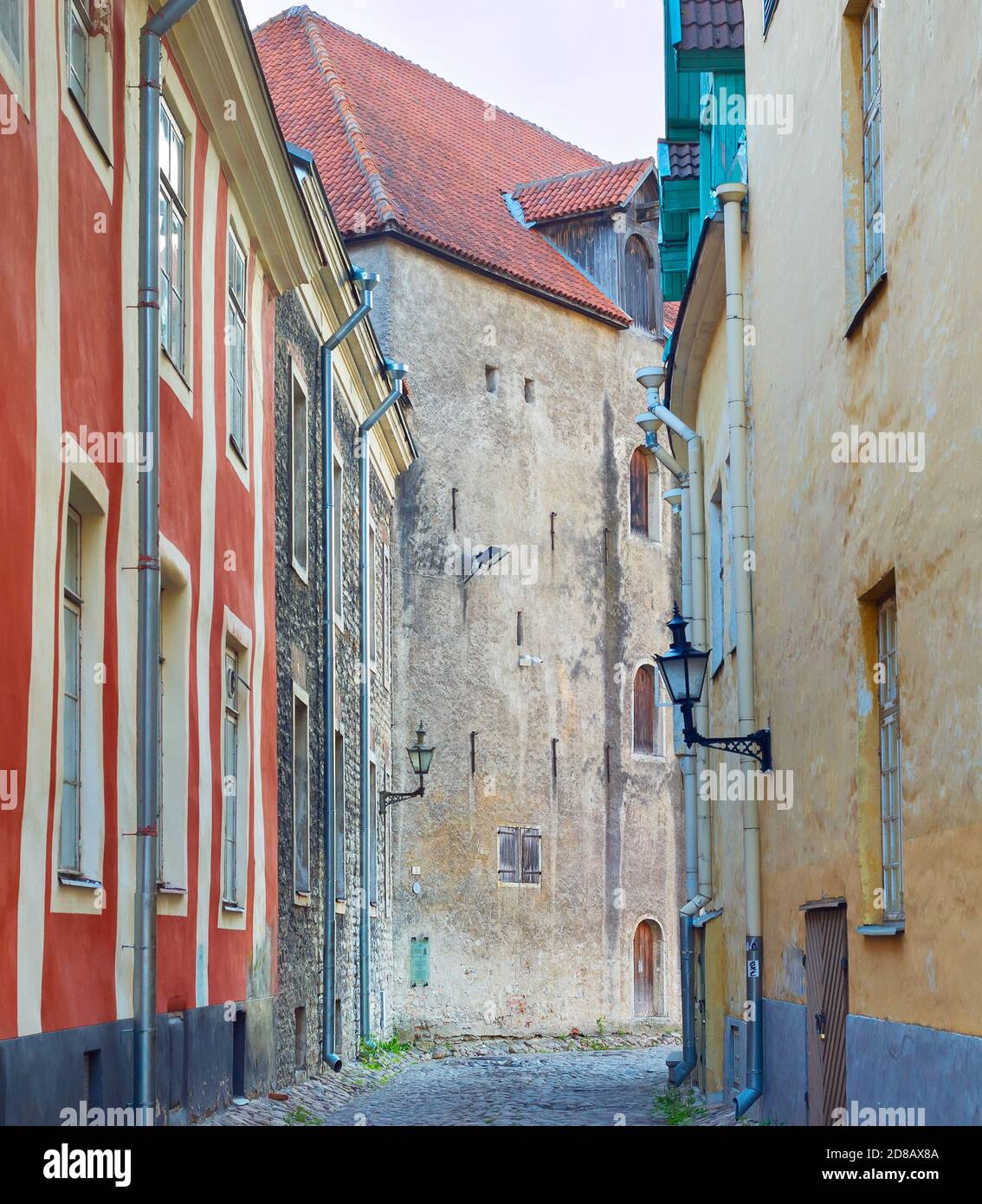 Tallin street hi-res stock photography and images - Alamy