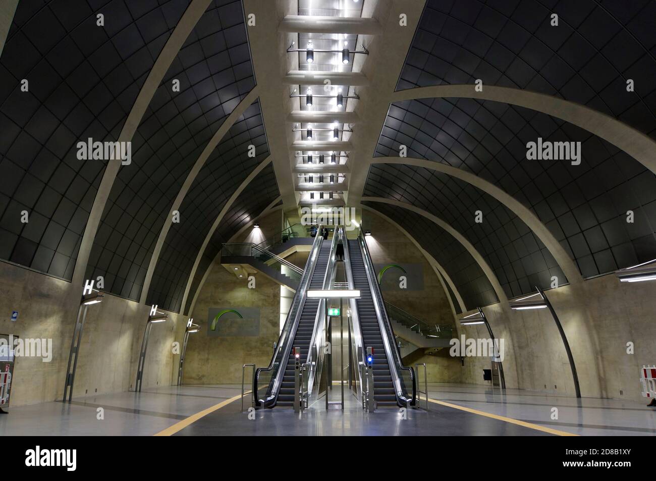neue U-Bahn-Haltestelle der Stüdstadtbahn am Heumarkt, Köln, Nordrhein ...