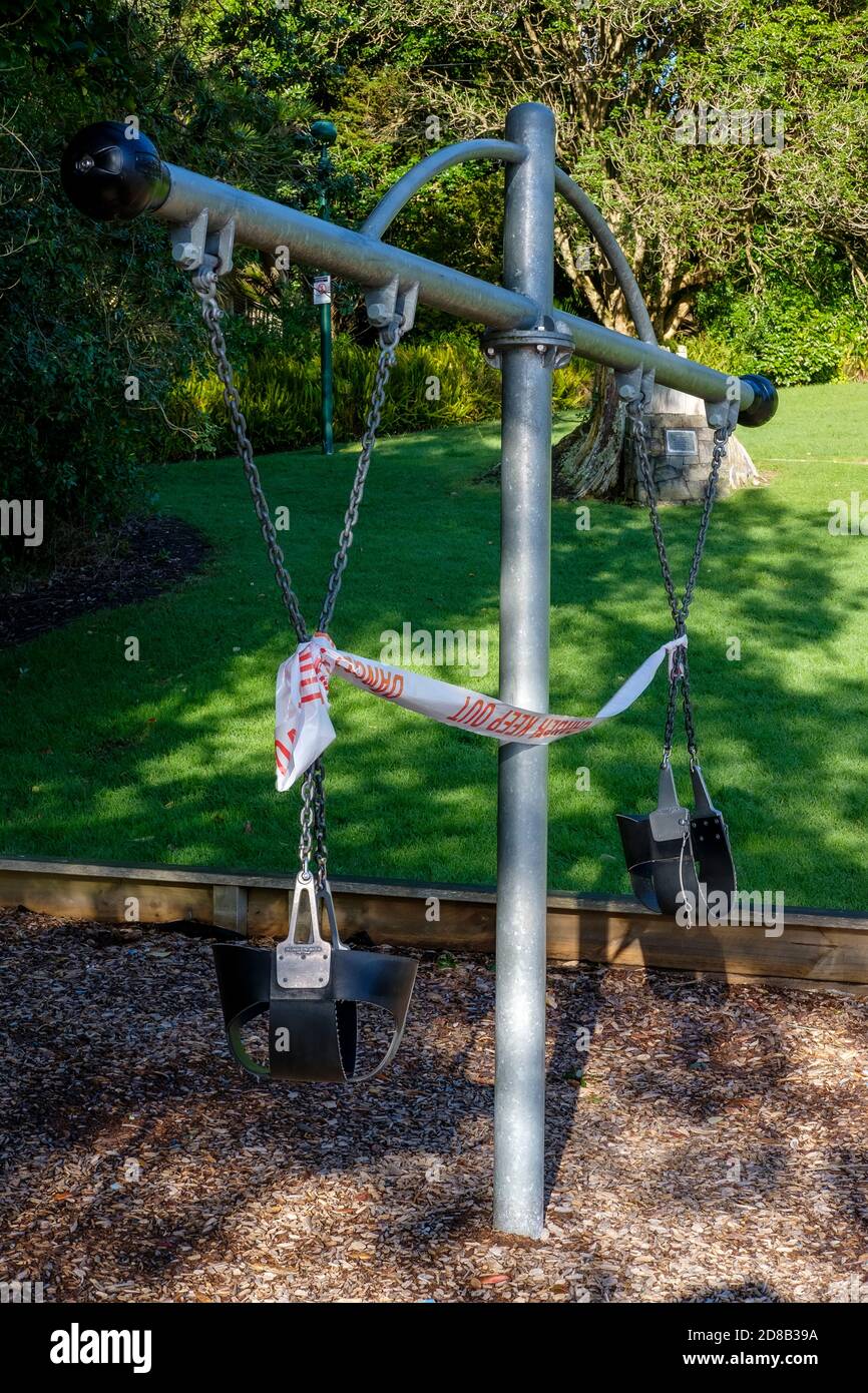 Covid no entry hi-res stock photography and images - Alamy