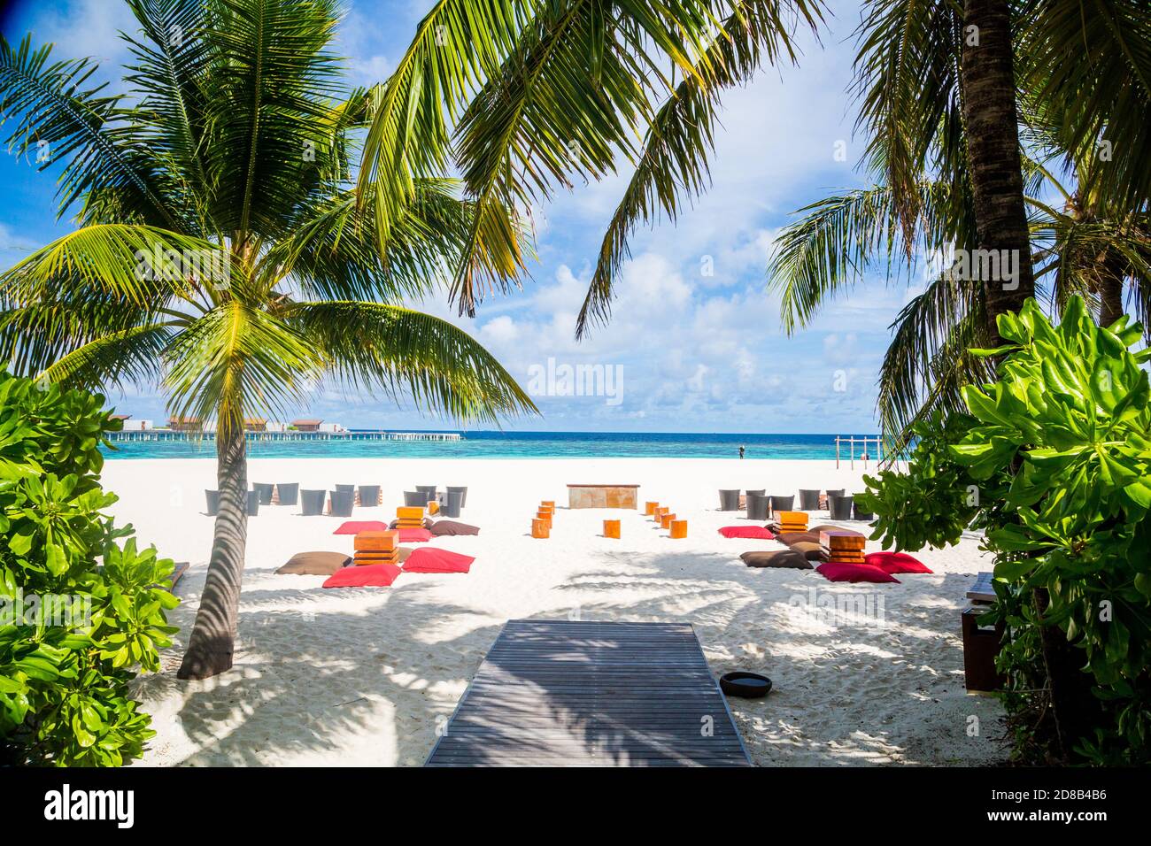 Beautiful bay sandy beach sunbeds hi-res stock photography and images ...