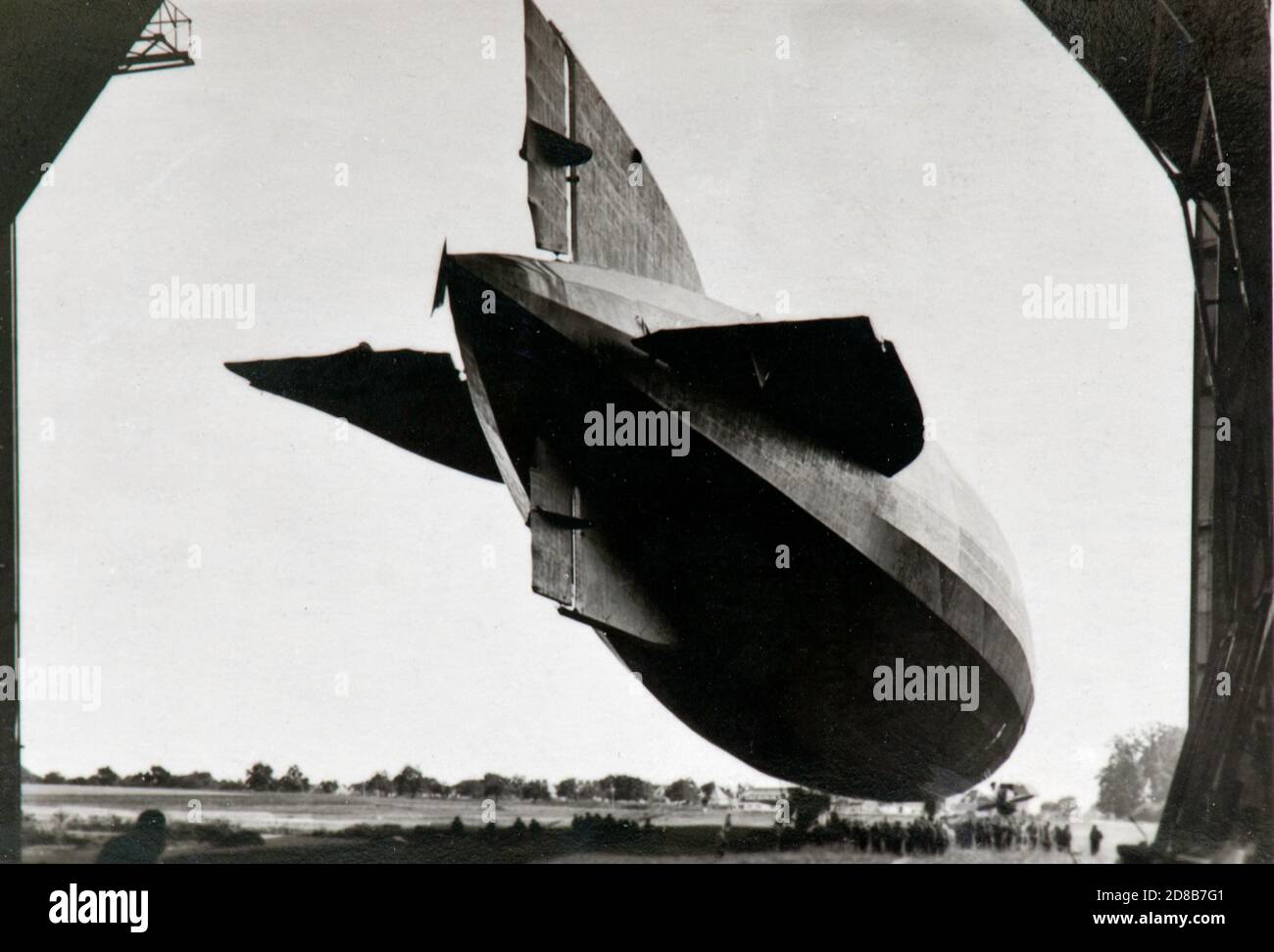 Airship Graf Zeppelin L53 leaving the hangar (1917 Stock Photo - Alamy