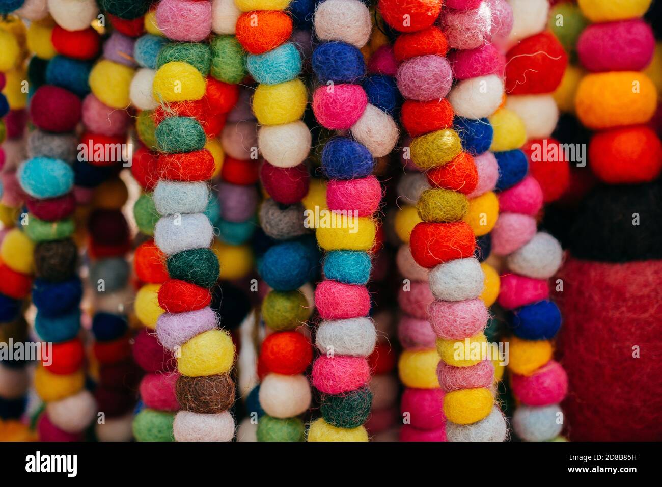 Beads of different colors hi-res stock photography and images - Alamy