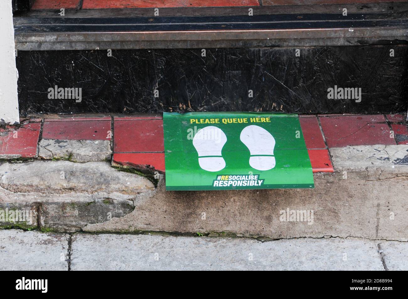 Unity wait hi-res stock photography and images - Alamy