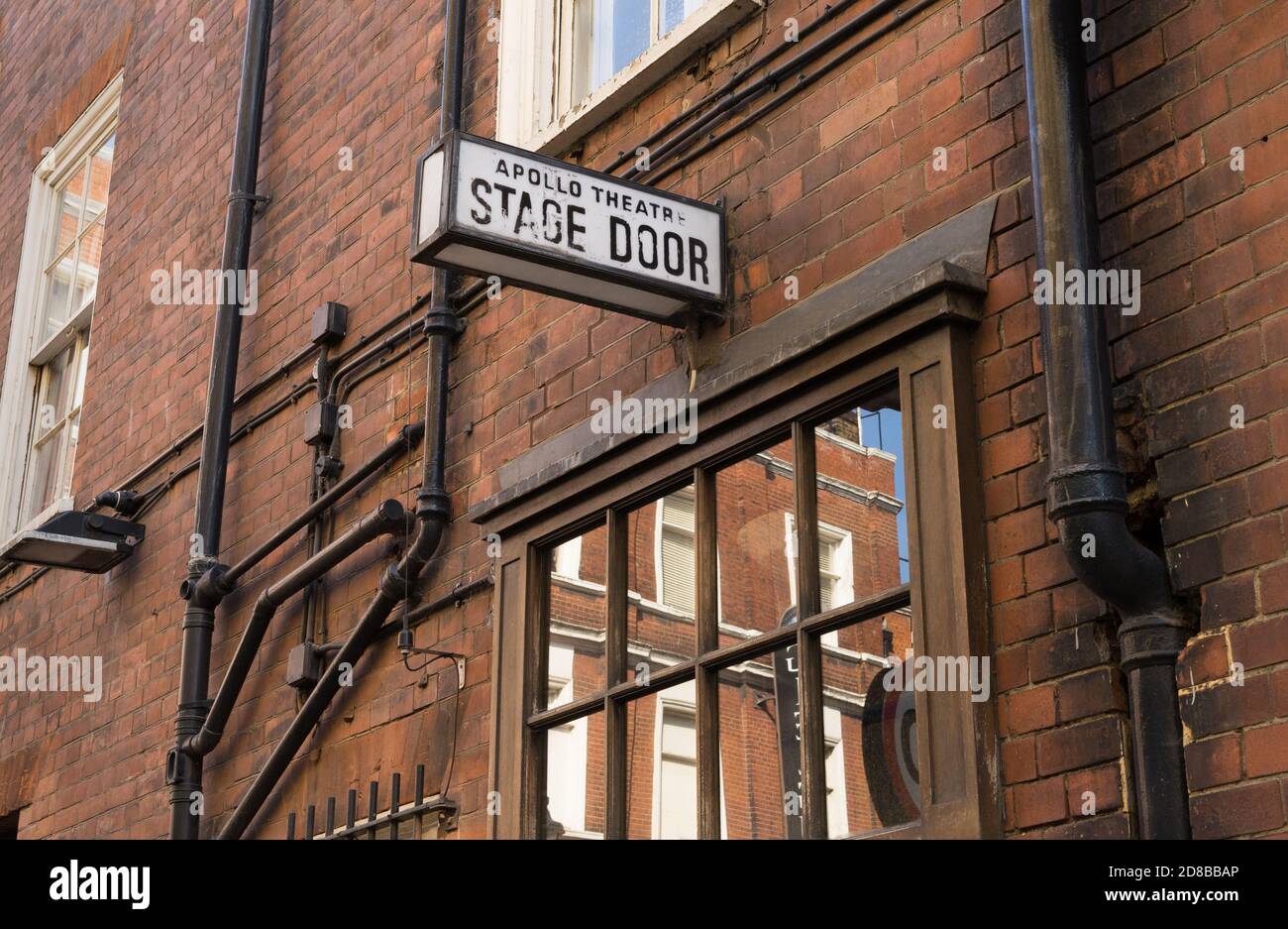 Theatre backstage london hi-res stock photography and images - Alamy
