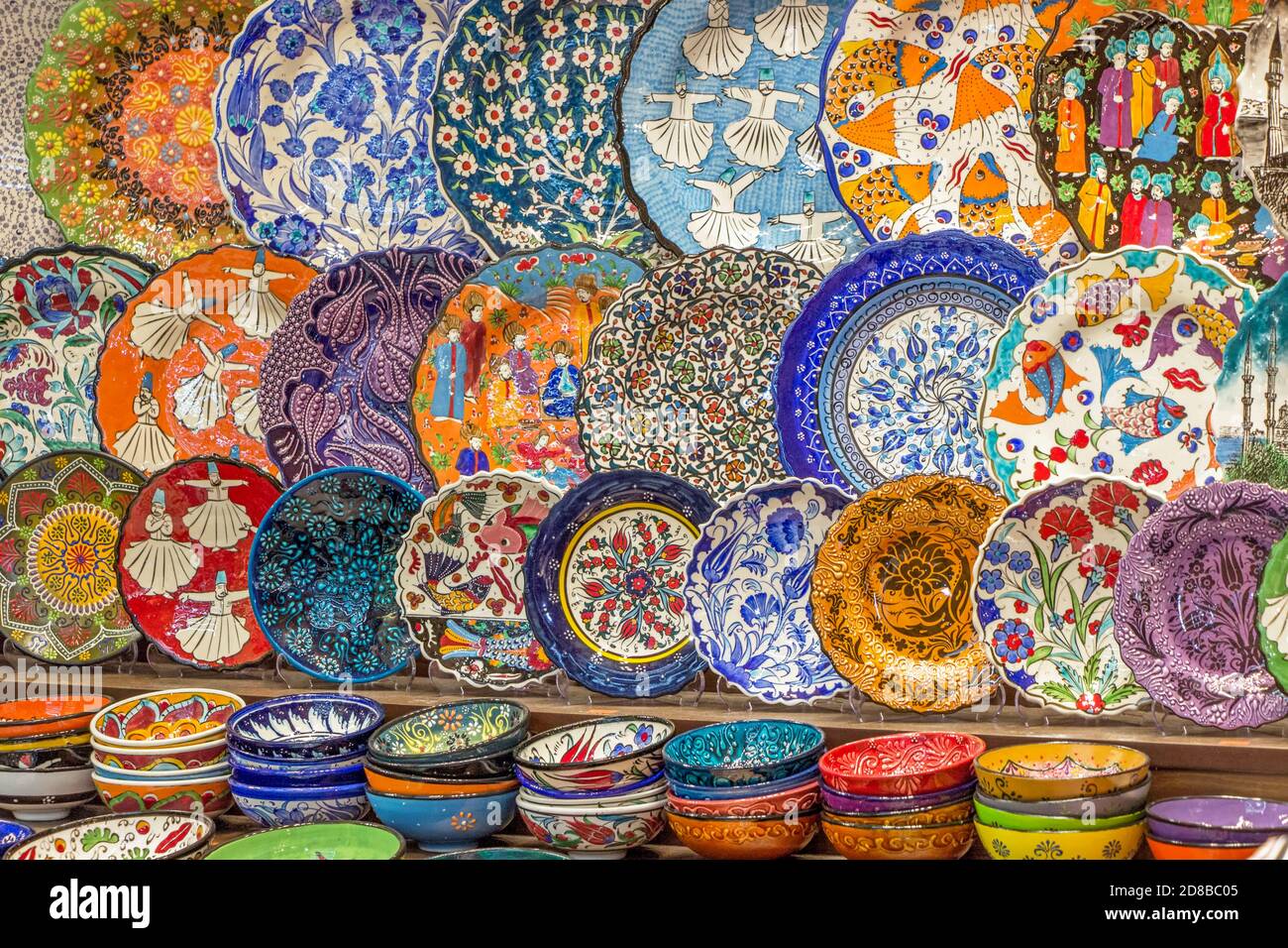colorful plates at Grand Bazaar market in Istanbul Stock Photo - Alamy