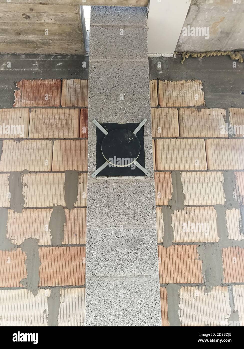 Porous concrete hi-res stock photography and images - Alamy