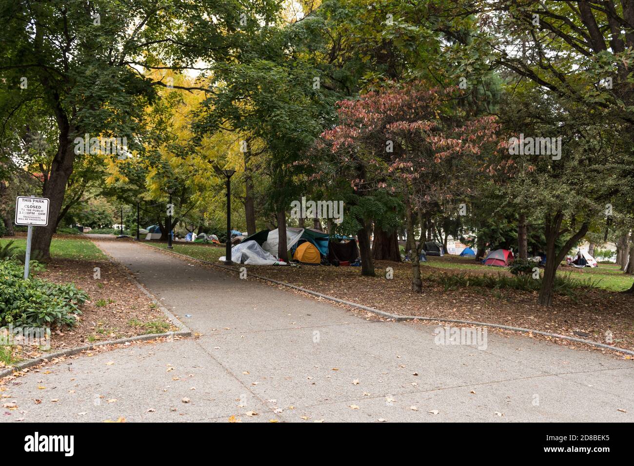 Homelessness pandemic 2020 usa hi-res stock photography and images - Alamy