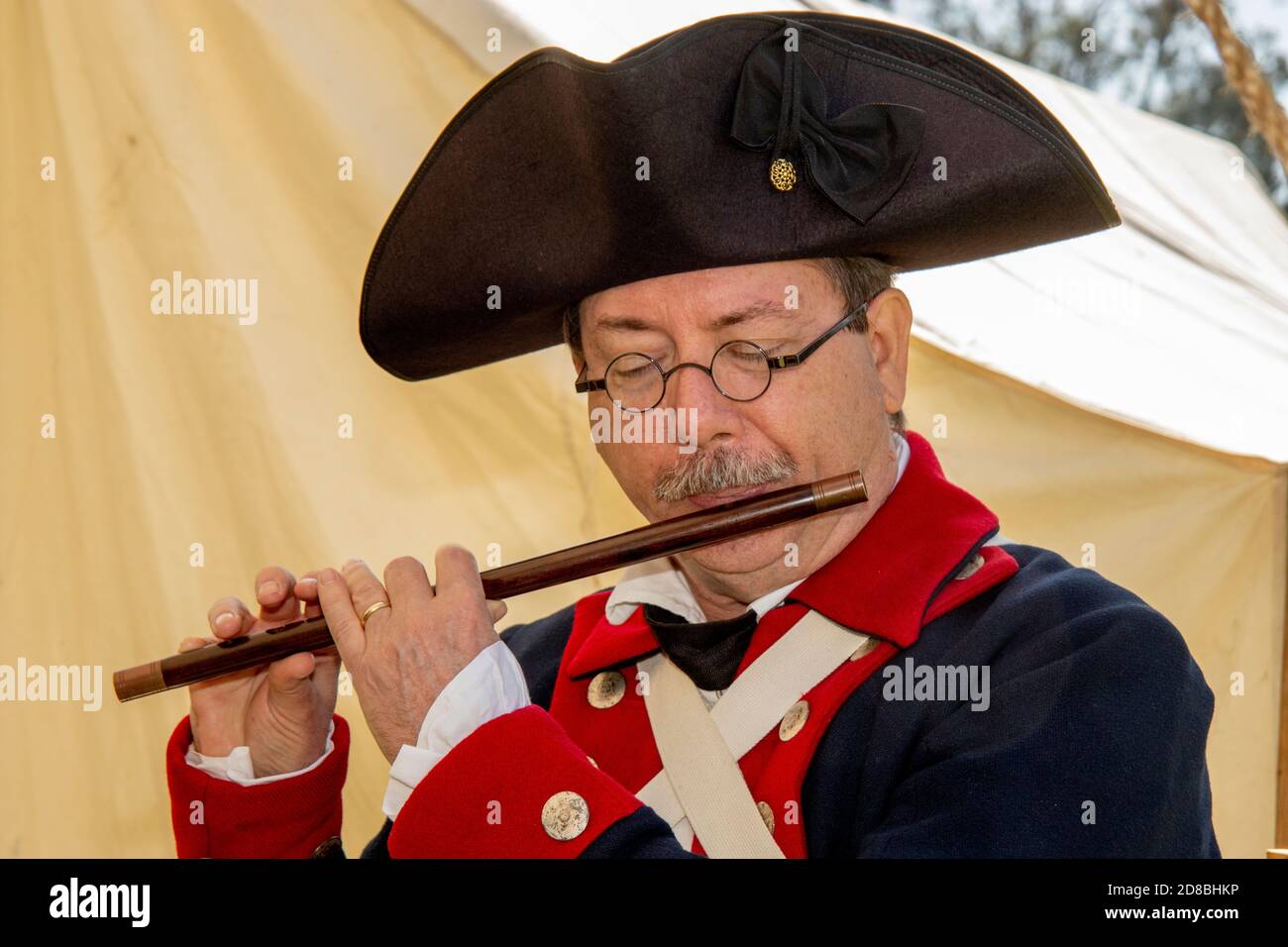 Continental army uniform hi-res stock photography and images - Alamy