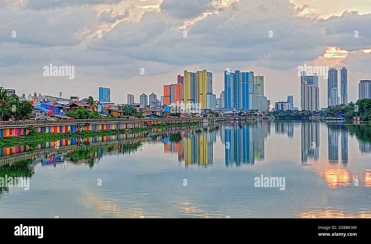 Danau Sunter Lake, Jakarta City, Indonesia Stock Photo - Alamy Danau Sunter Lake, Jakarta City, Indonesia Stock Photo - Alamy