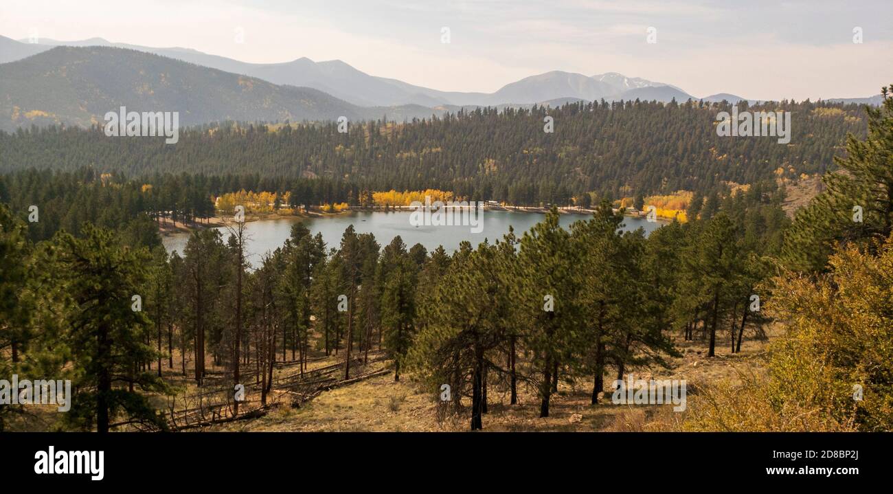 Colorado pond view hi-res stock photography and images - Alamy