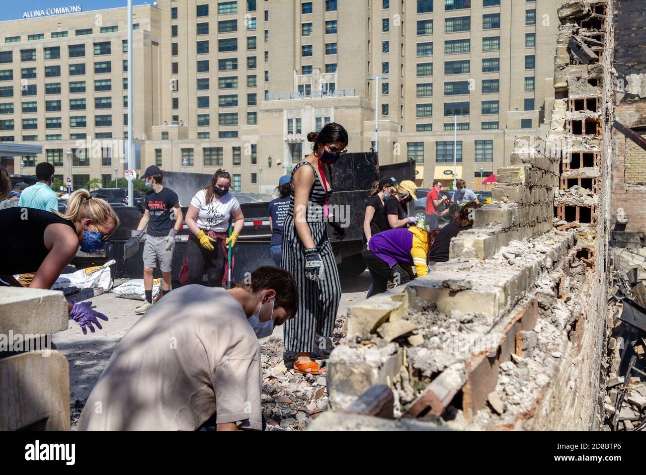 George floyd riots chicago hi-res stock photography and images - Alamy