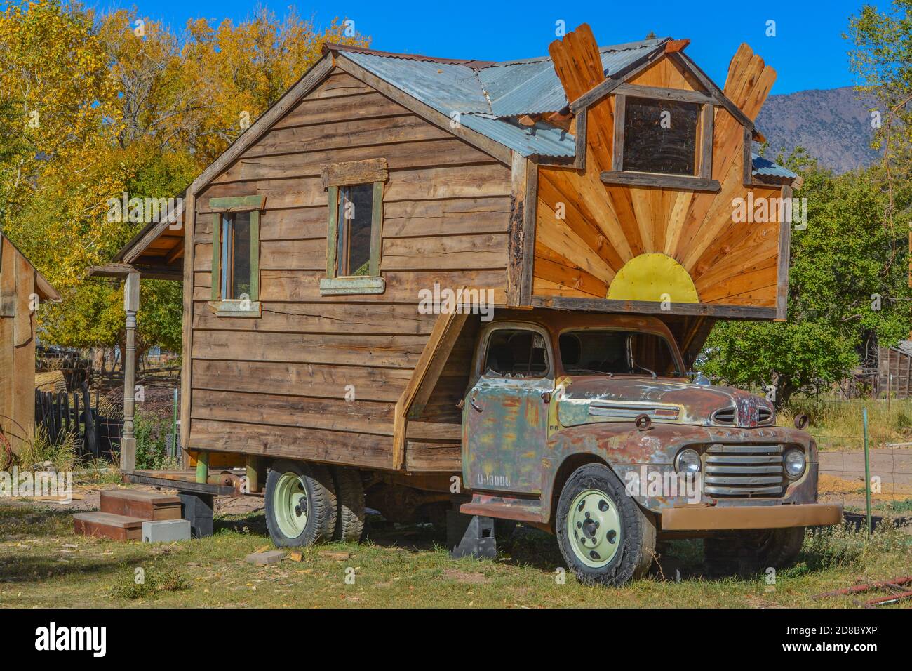 Old motor home hi-res stock photography and images - Alamy