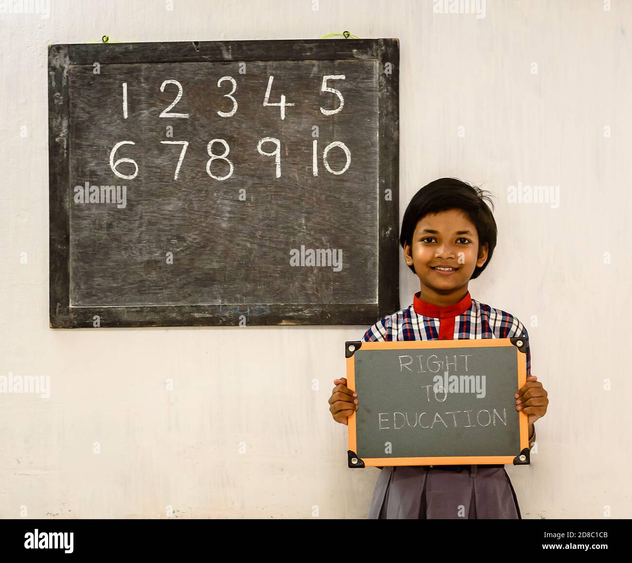 School blackboard classroom india hi-res stock photography and images ...