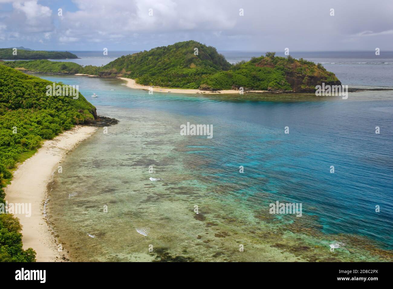 View of Drawaqa Island coastline and Nanuya Balavu Island, Yasawa ...