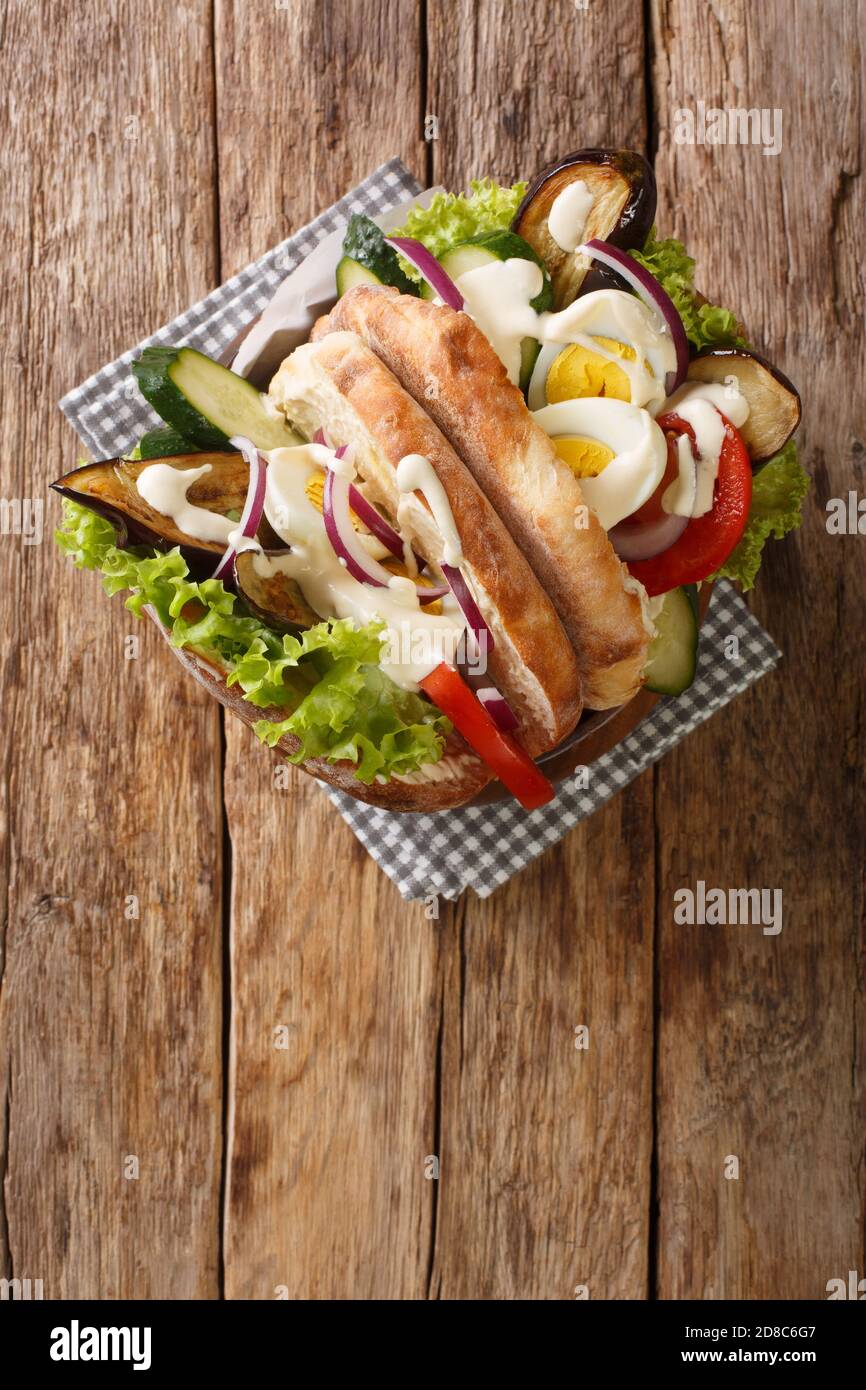 Sabih pita hi-res stock photography and images - Alamy