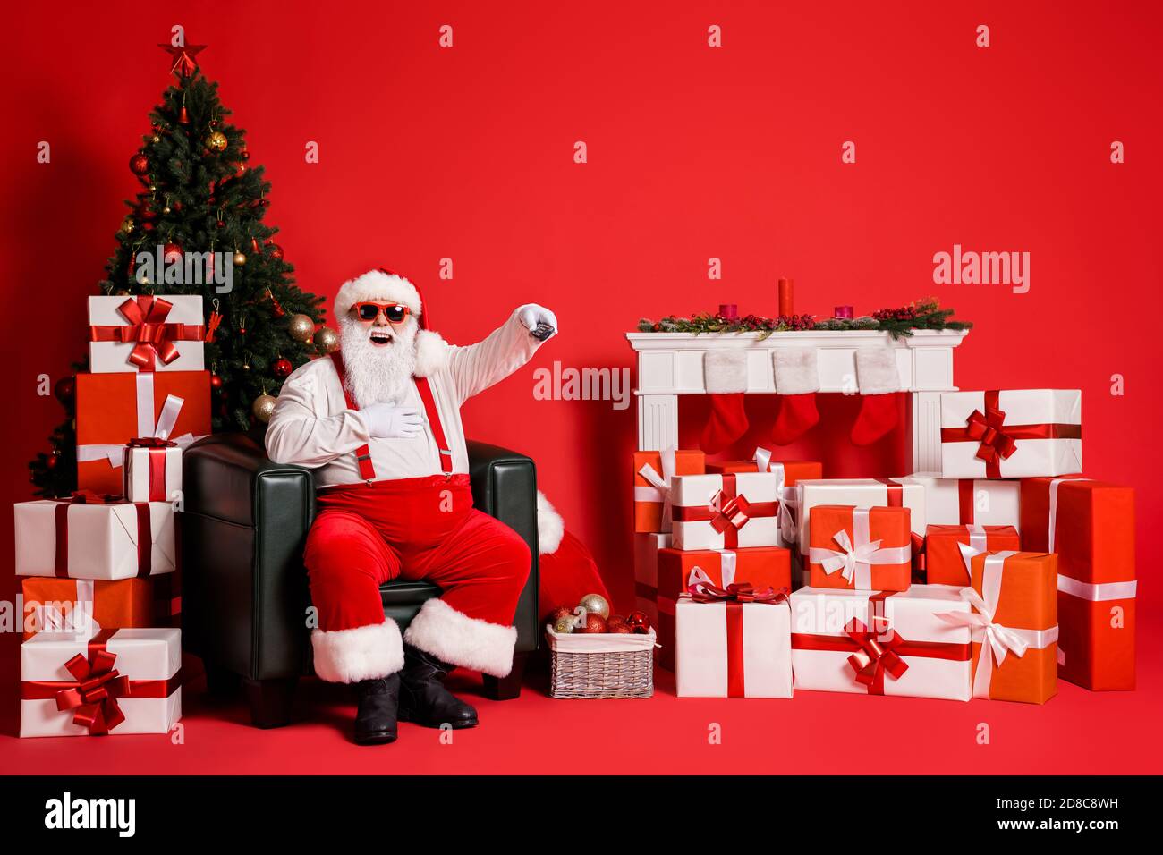 Portrait of his he attractive funky fat overweight cheerful cheery ...