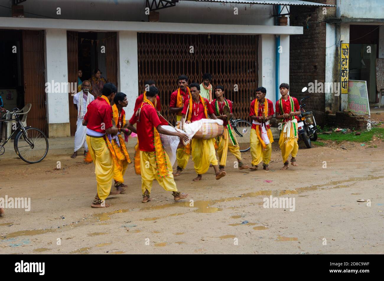 Dhoti High Resolution Stock Photography and Images - Alamy