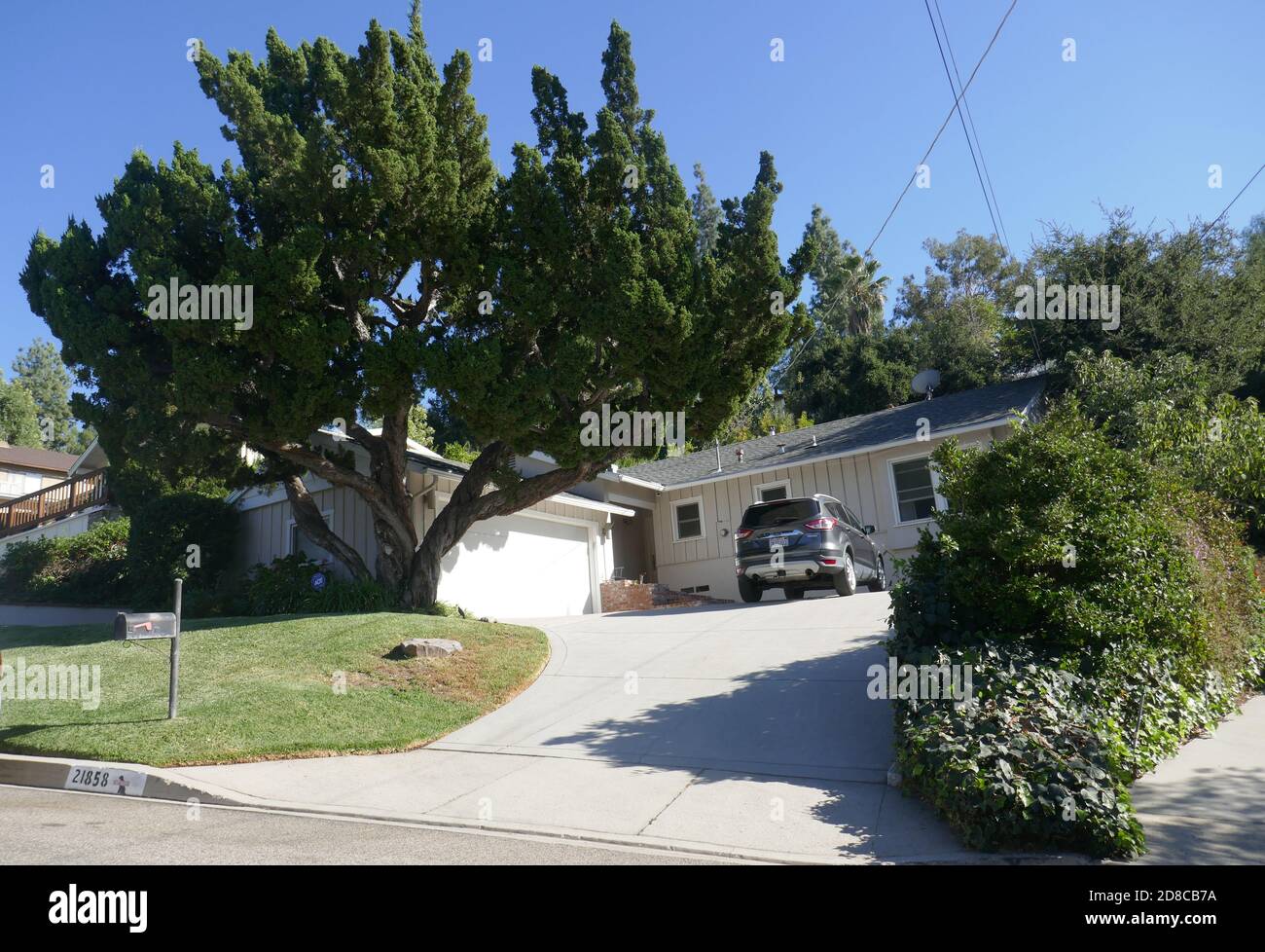 Woodland Hills, California, USA 28th October 2020 A general view of ...