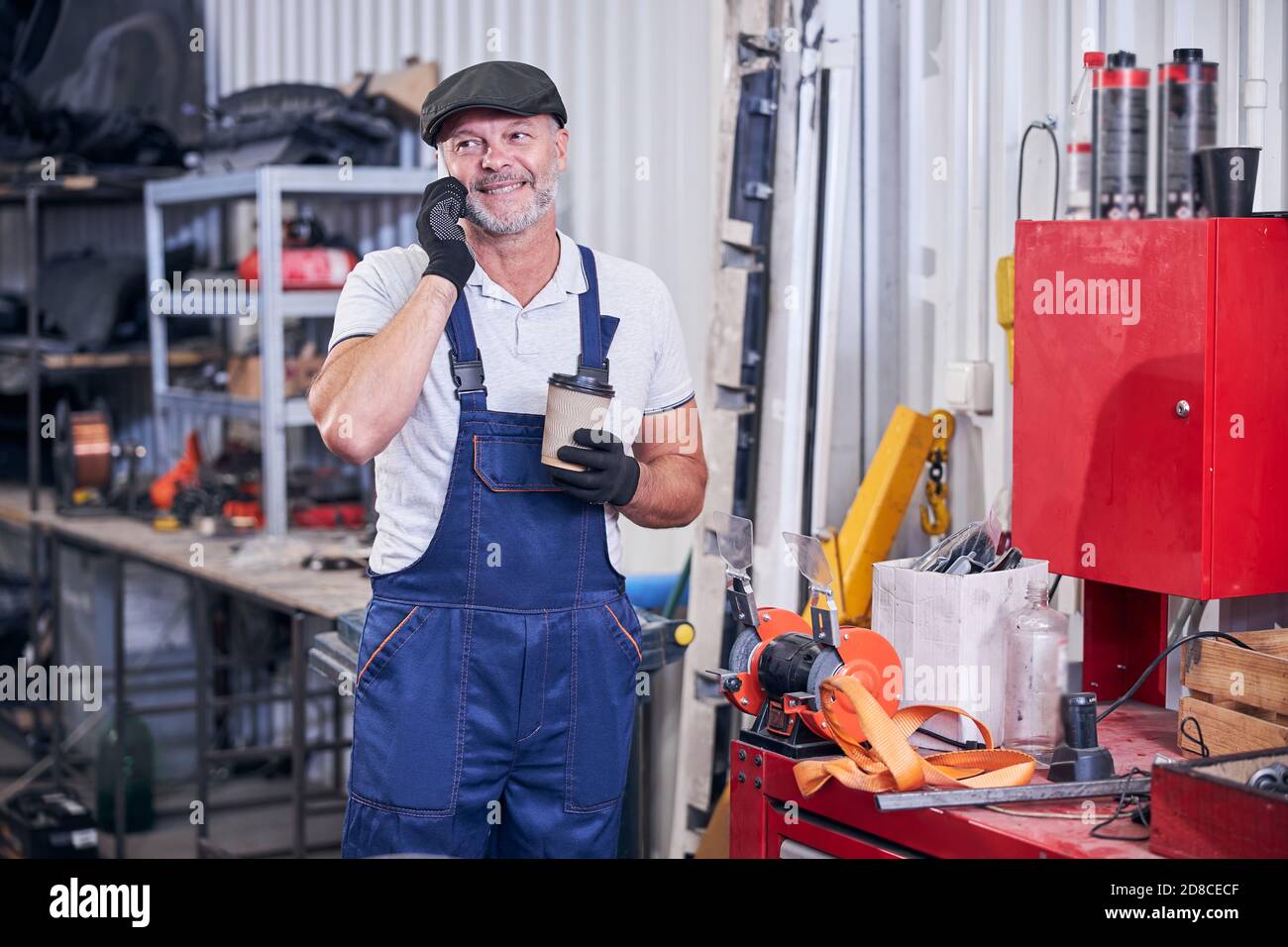 Gadget garage hi-res stock photography and images - Alamy