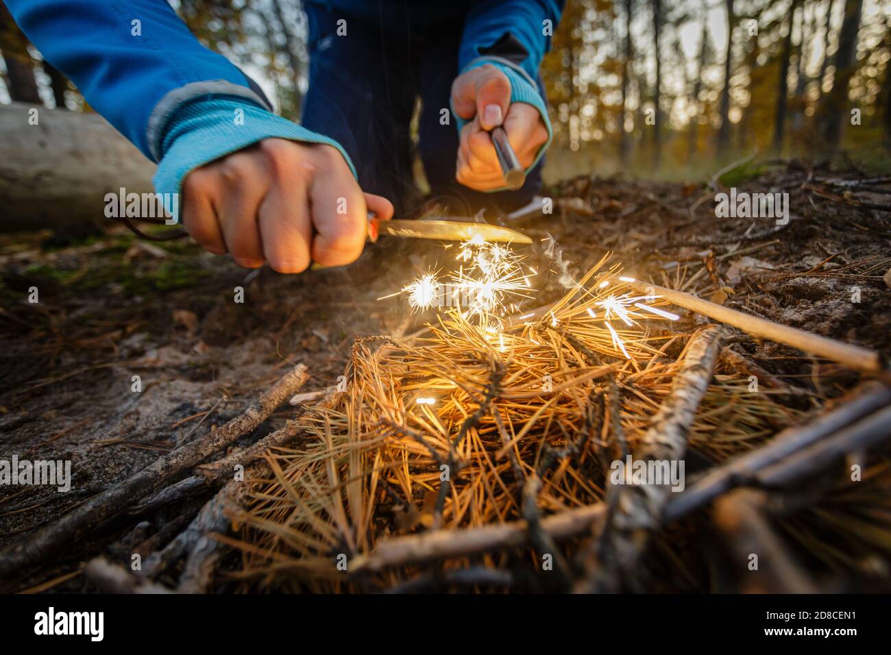 Flint spark stones hi-res stock photography and images - Alamy