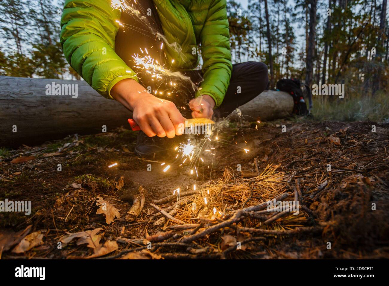 Making fire flint hi-res stock photography and images - Alamy