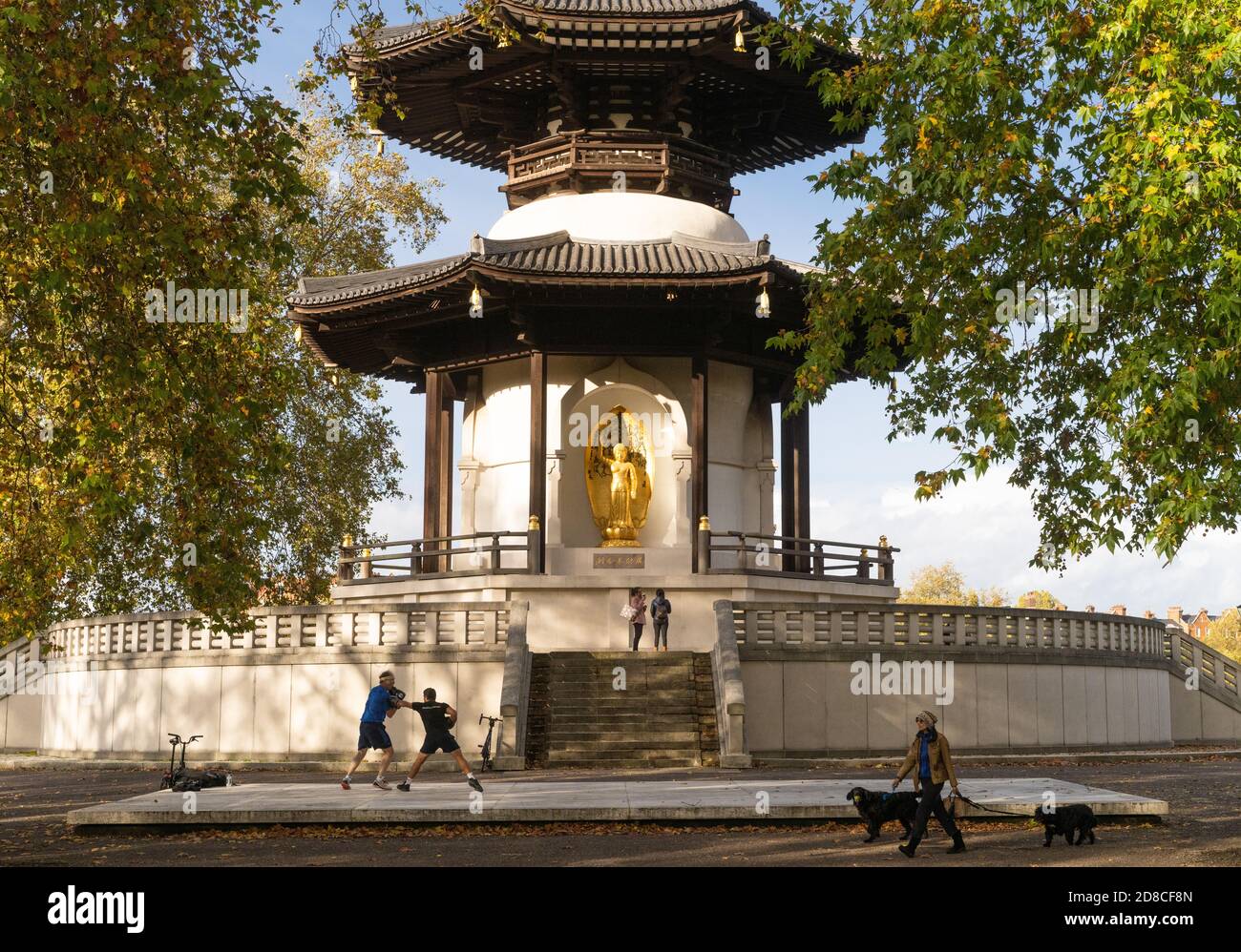 The London Peace Pagoda, Battersea Park Stock Photo - Alamy