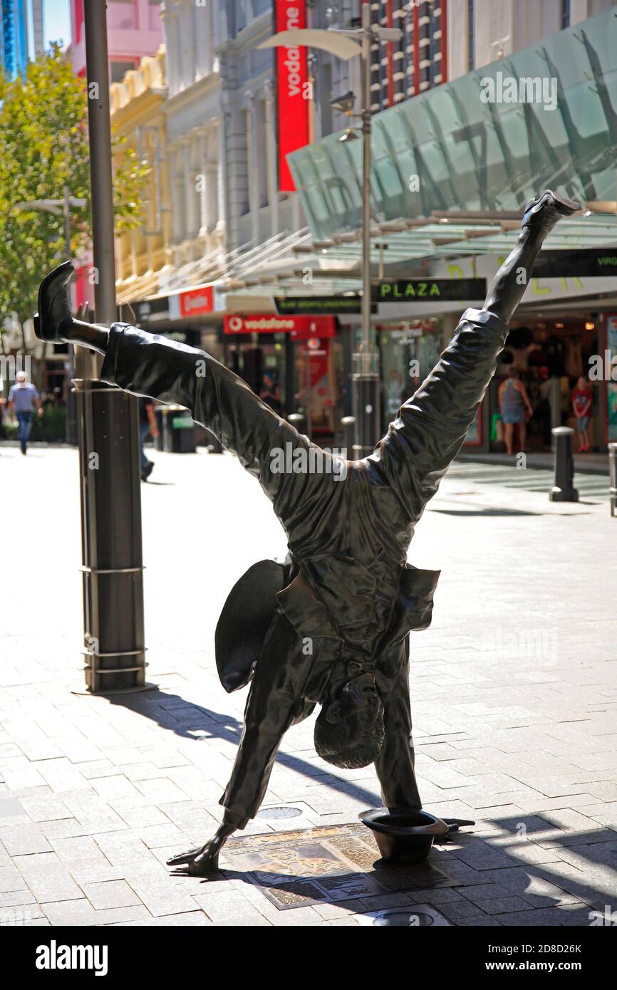 Stand handstand hi-res stock photography and images - Alamy