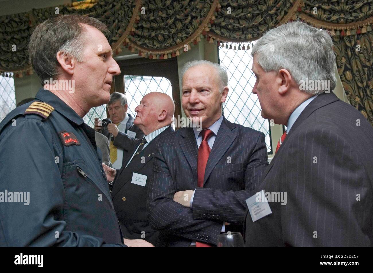 Jj williams welsh rugby hi-res stock photography and images - Alamy