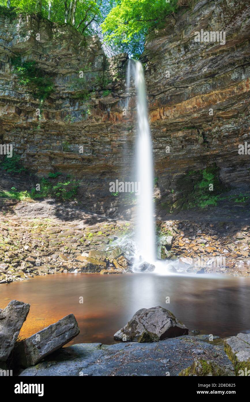 Hardraw Force Waterfall, tallest unbroken waterfall in England, near ...