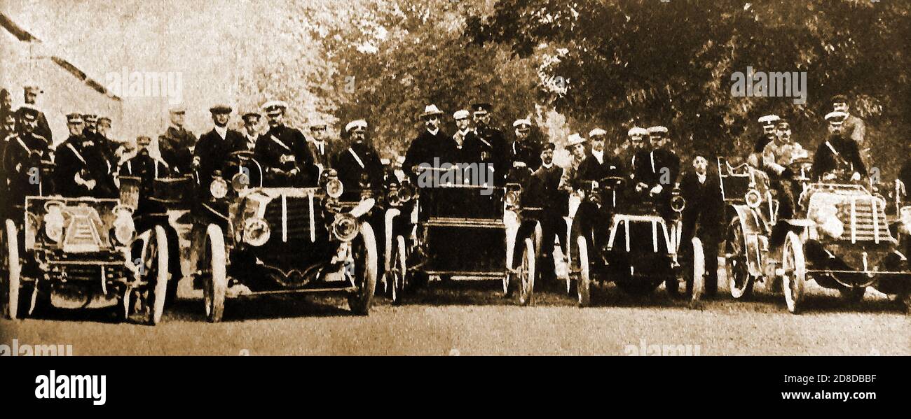 Vintage military vehicles hi-res stock photography and images - Alamy