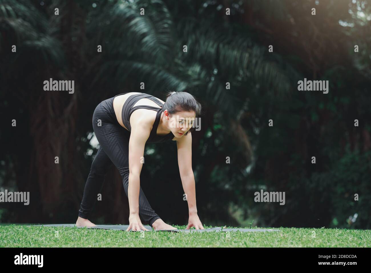 Woman intense exercise at home hi-res stock photography and images - Alamy