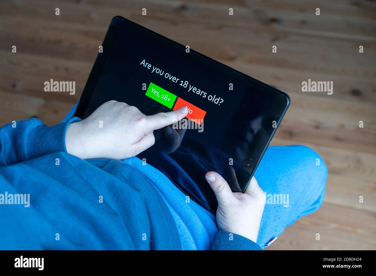 Child tablet hi-res stock photography and images - Alamy