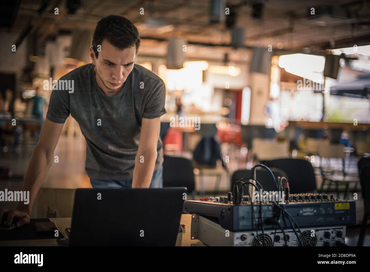 Audio equipment stage backstage hi-res stock photography and images - Alamy