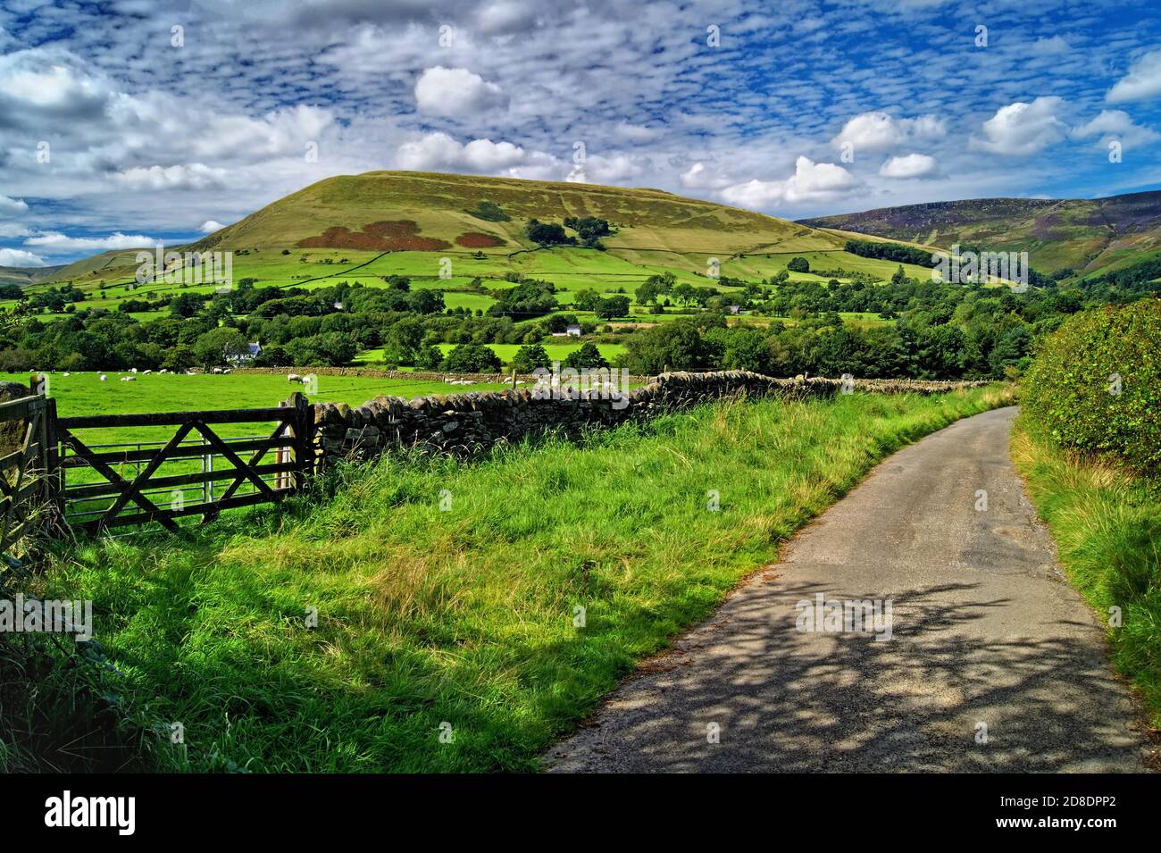 UK,Derbyshire,Peak District,Country Lane near Edale with Grindslow ...