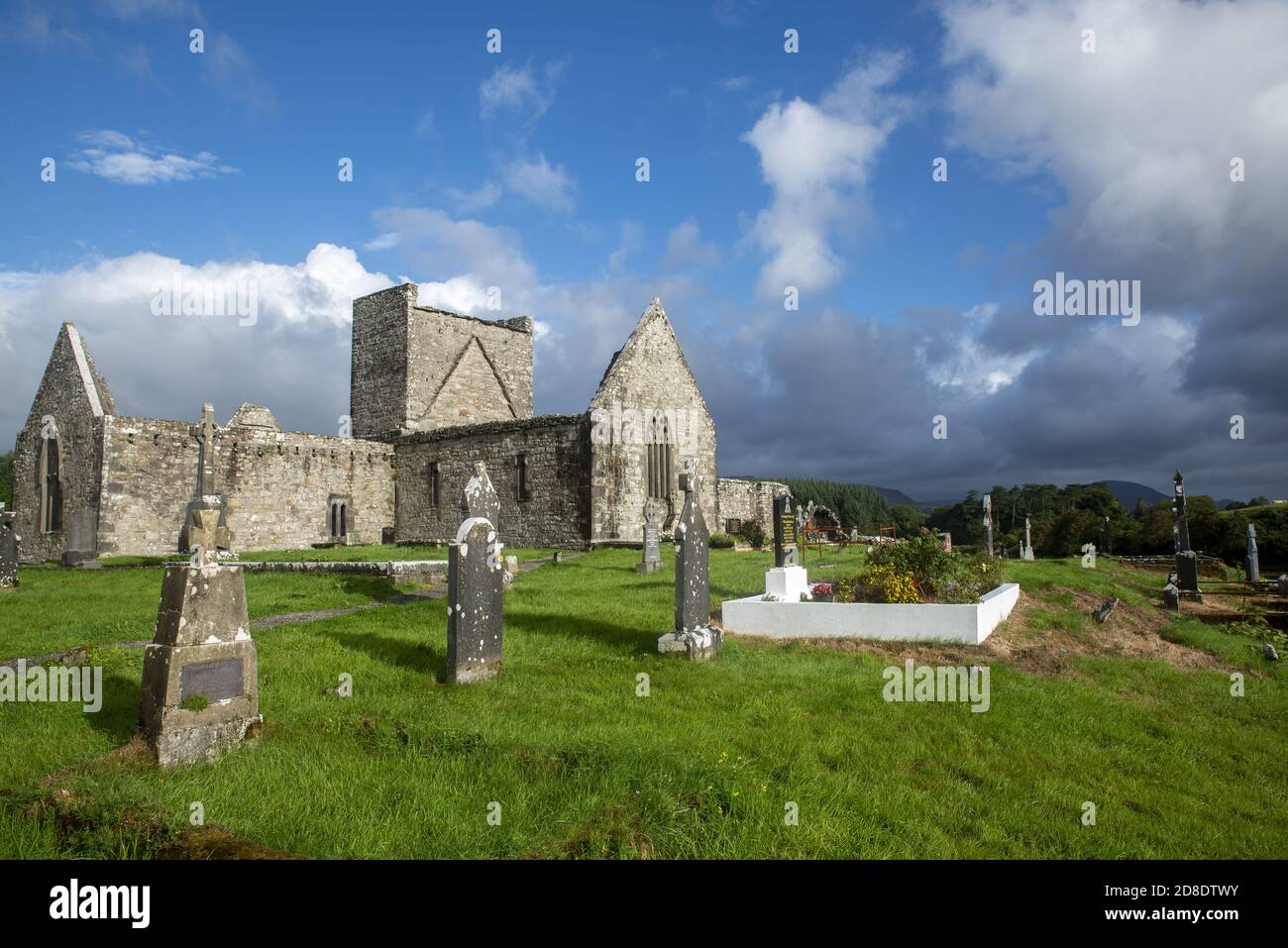 Old church in Irland Stock Photo - Alamy