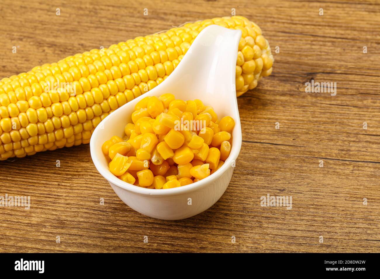 Sweet yellow corn grain in the bowl Stock Photo - Alamy