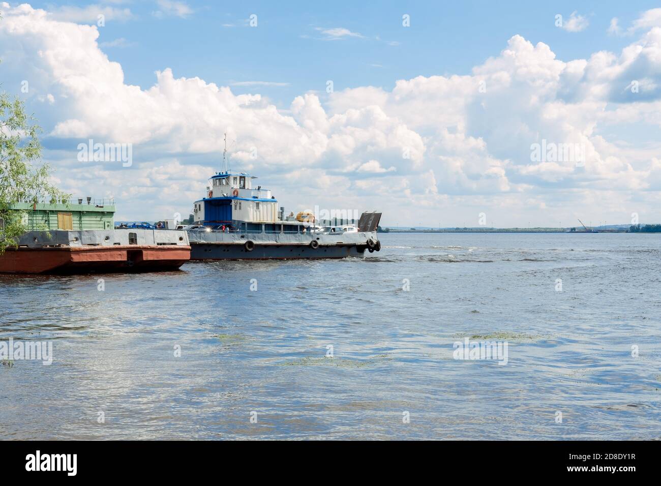 Cargo ship at sea hi-res stock photography and images - Alamy