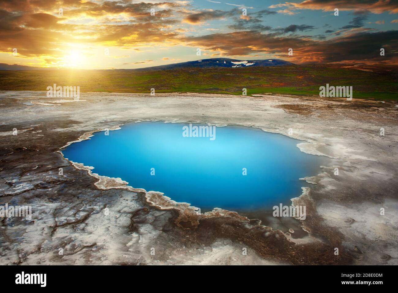 Incredibly blue pool Blahver at Hveravellir is actually a hot ...
