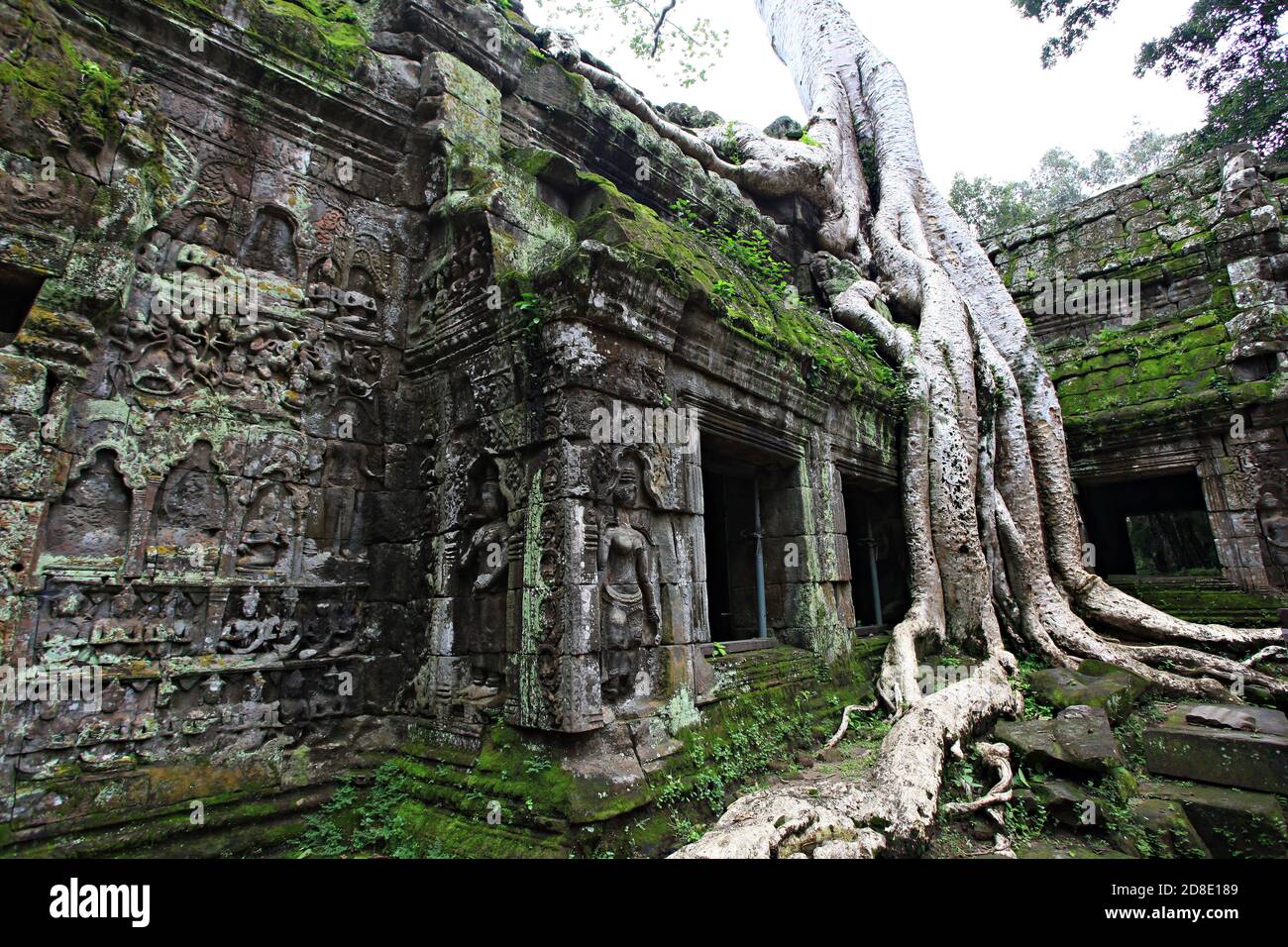 Angkorian civilization hi-res stock photography and images - Alamy