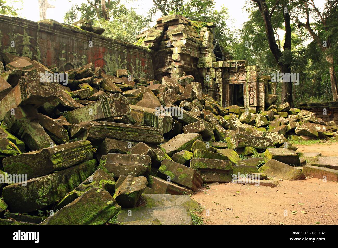 Ta Promh temple, Angkor area, Siem Reap, Cambodia Stock Photo - Alamy