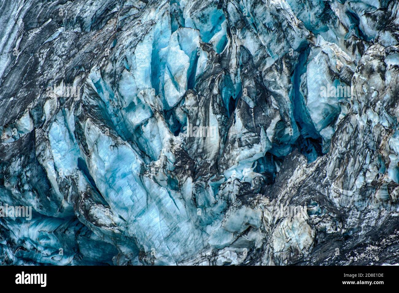 Detailed photo of the Icelandic glacier ice with a incredibly vivid ...