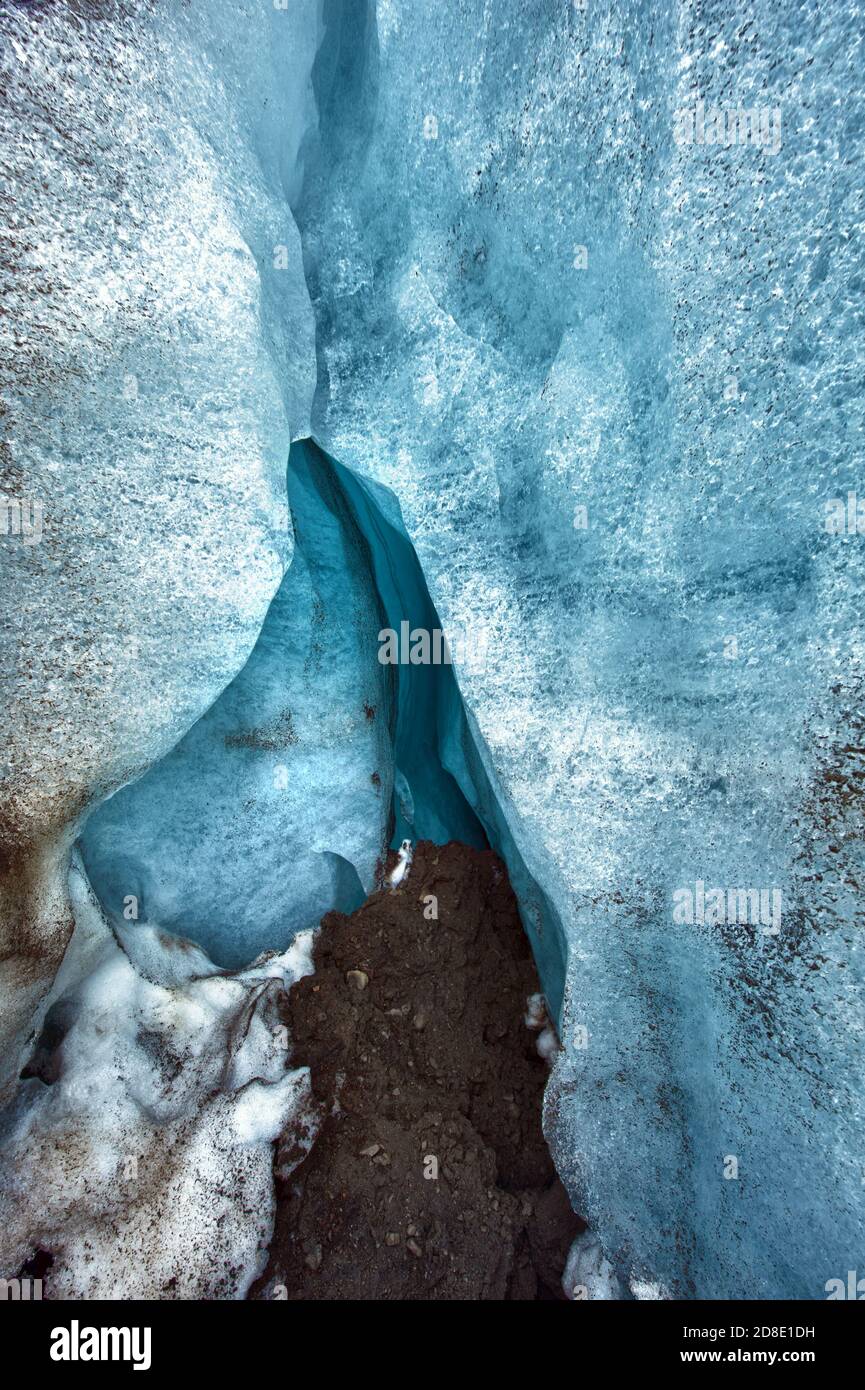 Detailed photo of the Icelandic glacier ice cave with a incredibly ...