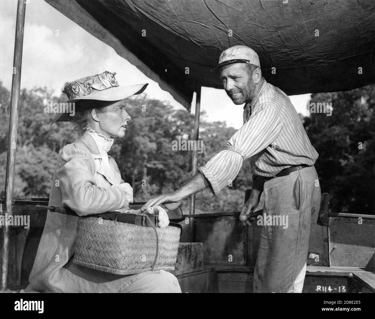 KATHARINE HEPBURN and HUMPHREY BOGART in THE AFRICAN QUEEN 1951 ...