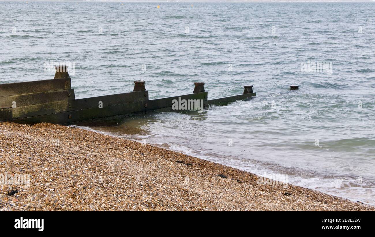 Waterfront shingle coastal hi-res stock photography and images - Alamy