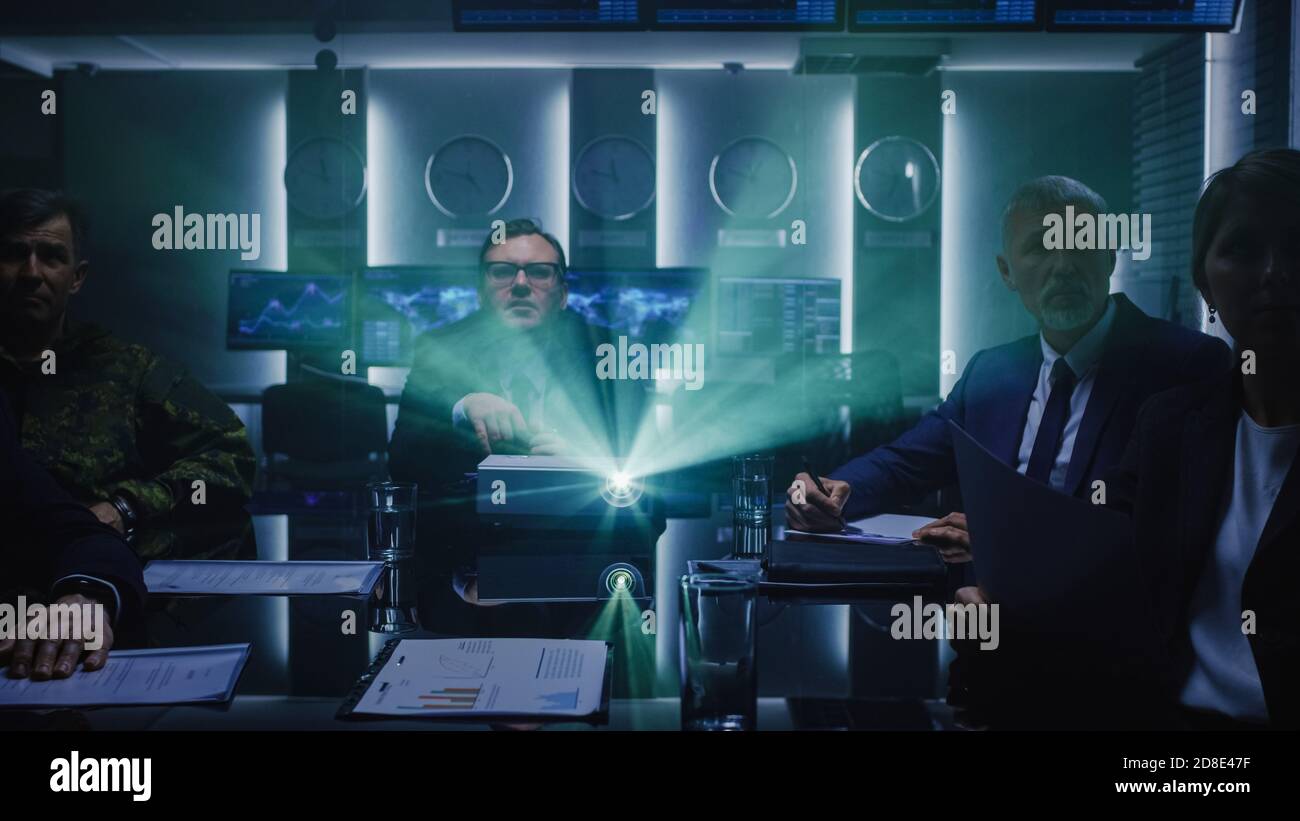 Watching computer screen and dark room hi-res stock photography and ...