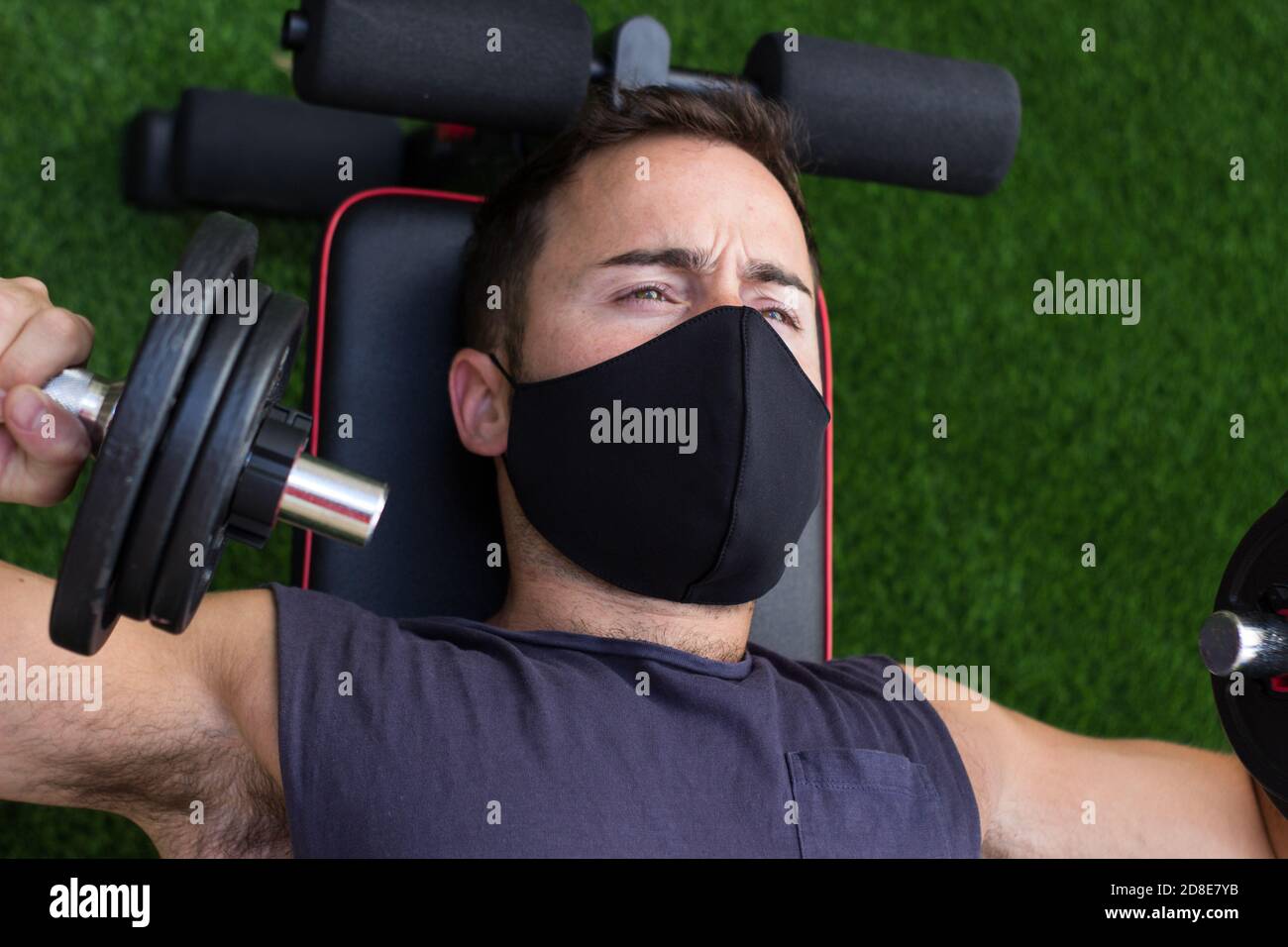 Training mask hi-res stock photography and images - Alamy
