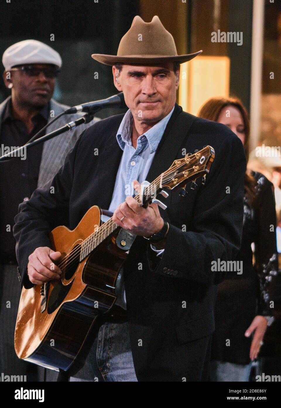 NEW YORK, NY, USA - JUNE 21, 2005: James Taylor Performs on NBC's Today ...