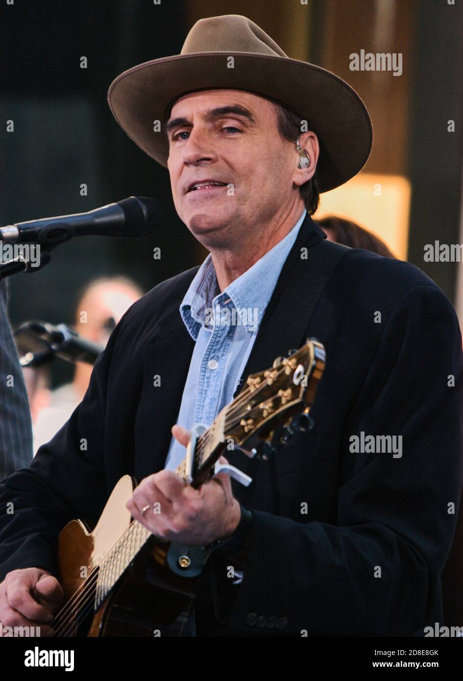 NEW YORK, NY, USA - JUNE 21, 2005: James Taylor Performs on NBC's Today ...